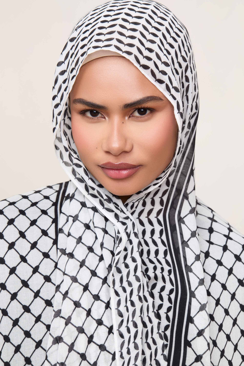 Keffiyeh Modal Hijab - Black